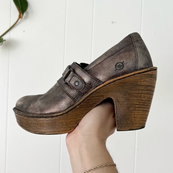 Born | Shoes | Born Haddon Metallic Leather Heeled Clog Size 75 | Poshmark